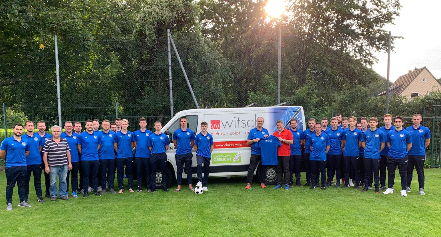 Poloshirts für beide Seniorenteams - Stadtteilklub.